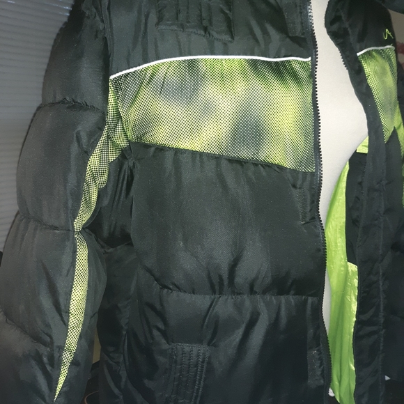 vertical 9 | Jackets & Coats | Xl Vertical 9 Puffer Hooded Jacket ...